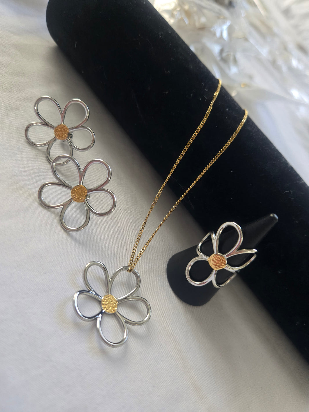 LM JEWELRY